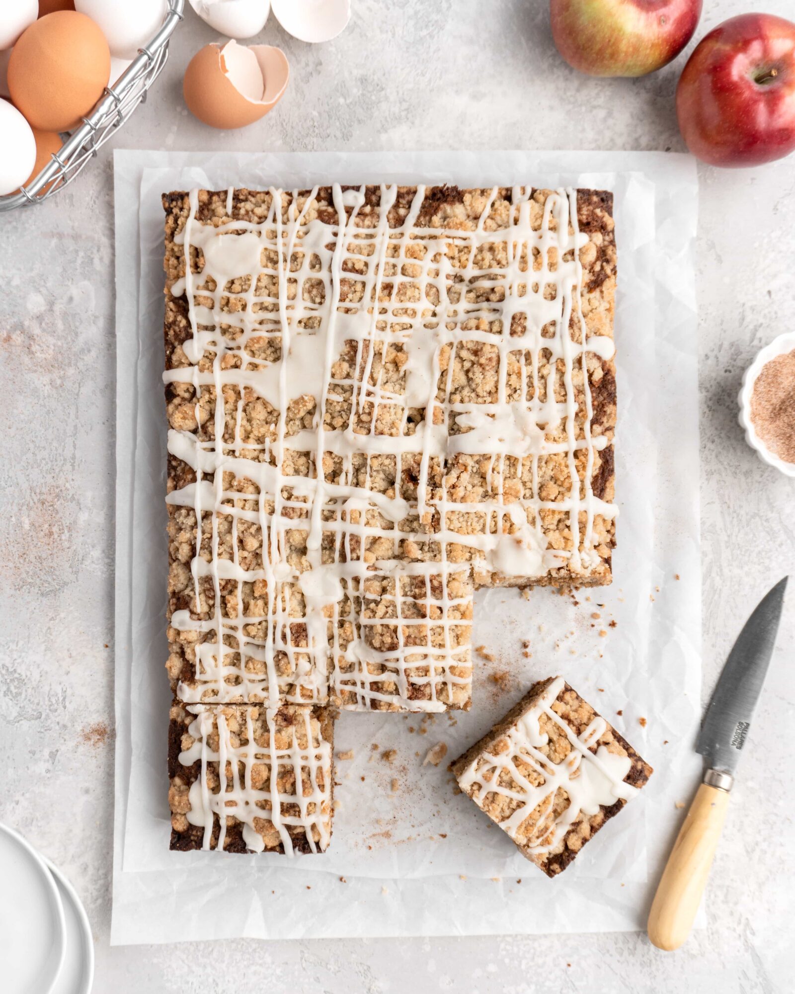 Apple Cinnamon Spice Cake with Streusel Topping - Food Duchess