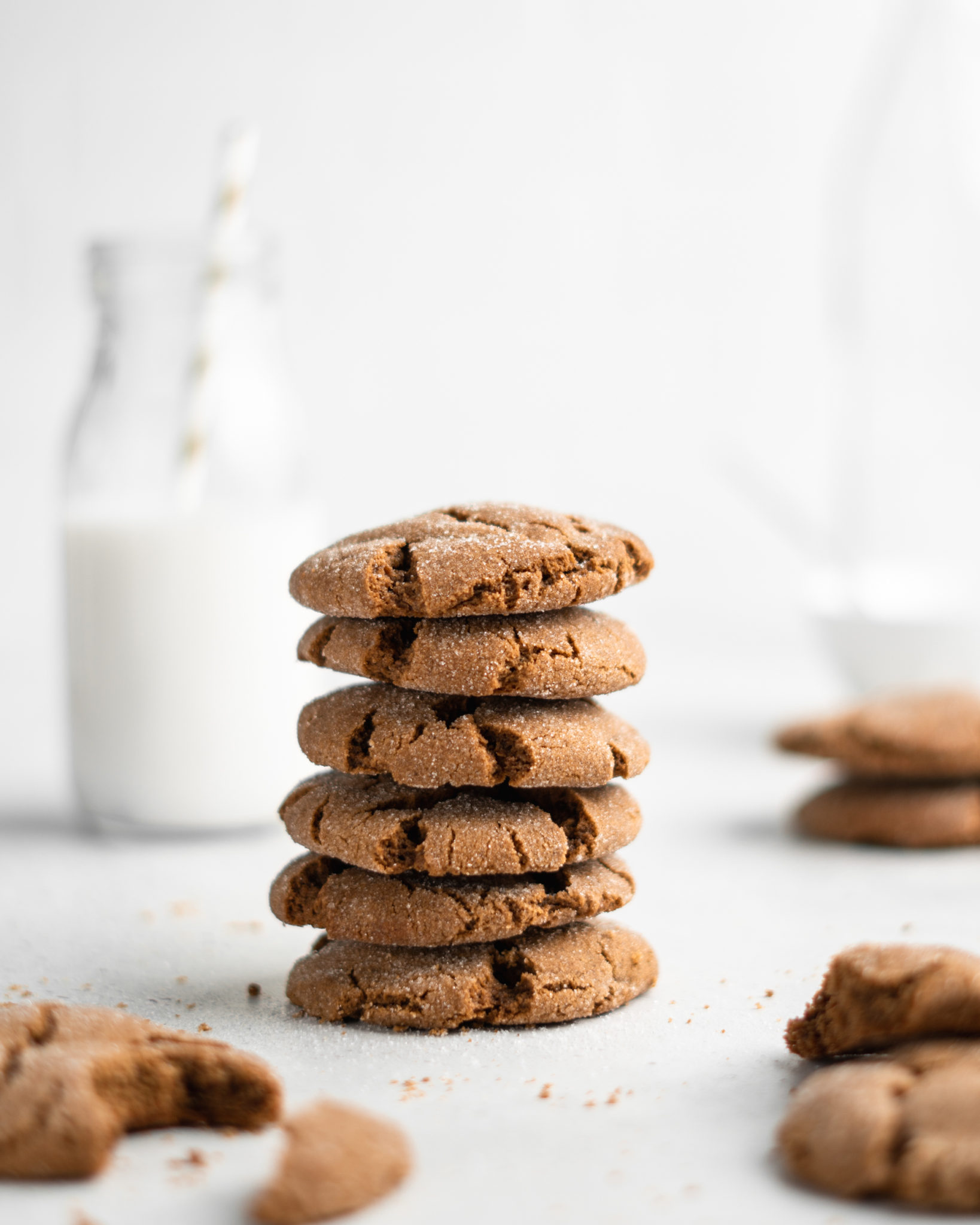 Cardamom Gingerbread Molasses Cookies - Food Duchess