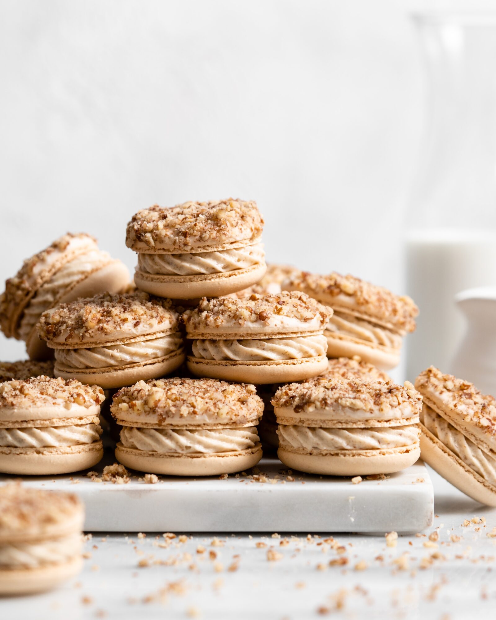 Maple Pecan Macarons - Food Duchess